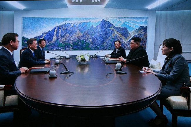 S. Korean, DPRK leaders meet in Panmunjom to usher in "new history" on ...