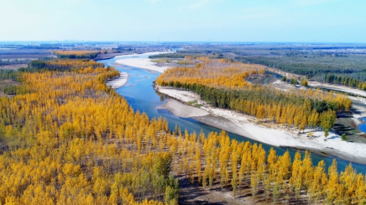 Autumn scenes along Hebei river - China Plus
