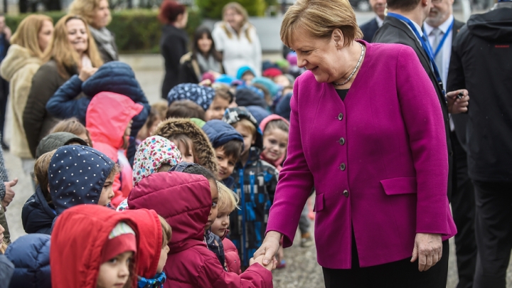 Merkel's visit to German School of Athens - China Plus
