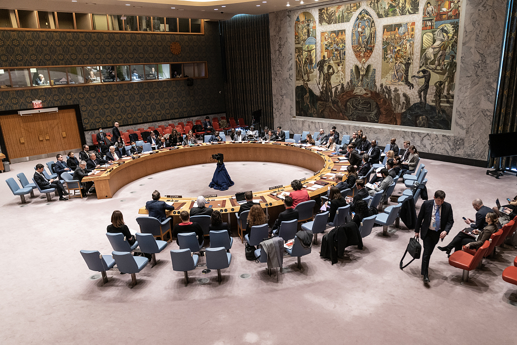 Китай призовава всички страни в Украйна да прекратят боевете възможно най скоро