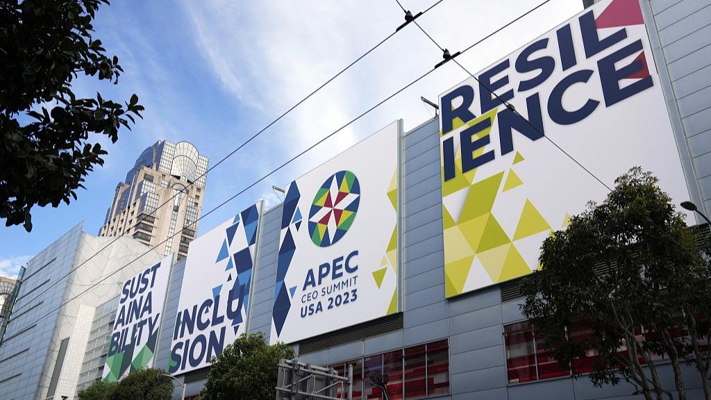 Си Дзинпин замина за САЩ за участие в срещата на върха на АТИС