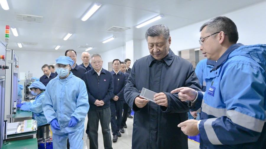 Changsha, visita d’ispezione di Xi Jinping presso la BASF Shanshan ...